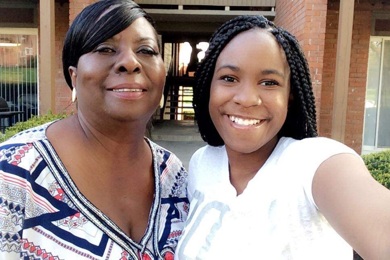 Most Home Health Aides ‘Can’t Afford Not to Work’ — Even When Lacking ...